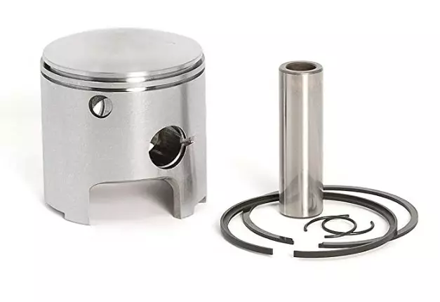 Mäntä Sno-X Rotax 440 oikea Moottorikelkan mäntä Rotax 440 ...