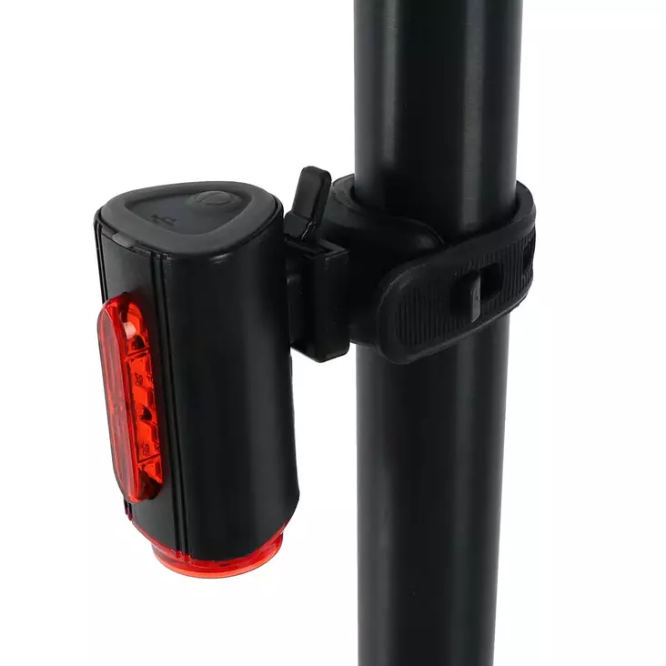 Polkupyörän takavalo Led ladattava Punainen led takavalo polkupyörään ...