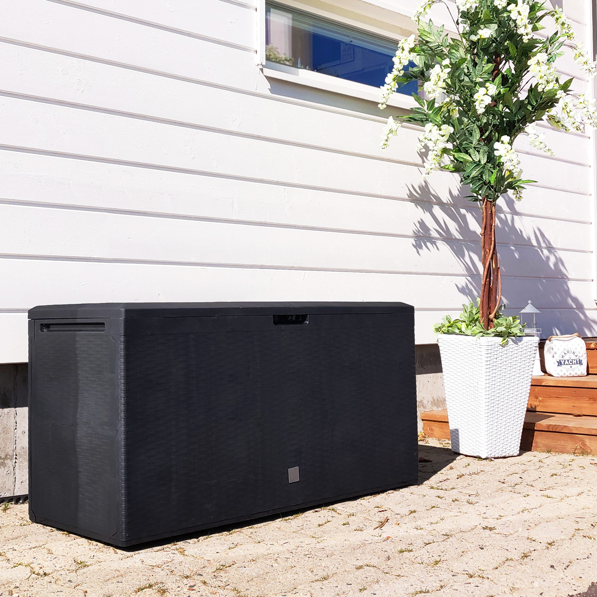 Puutarha-arkku Rato New musta 114cm Säilytyslaatikko 290L - Tuontitukku ...